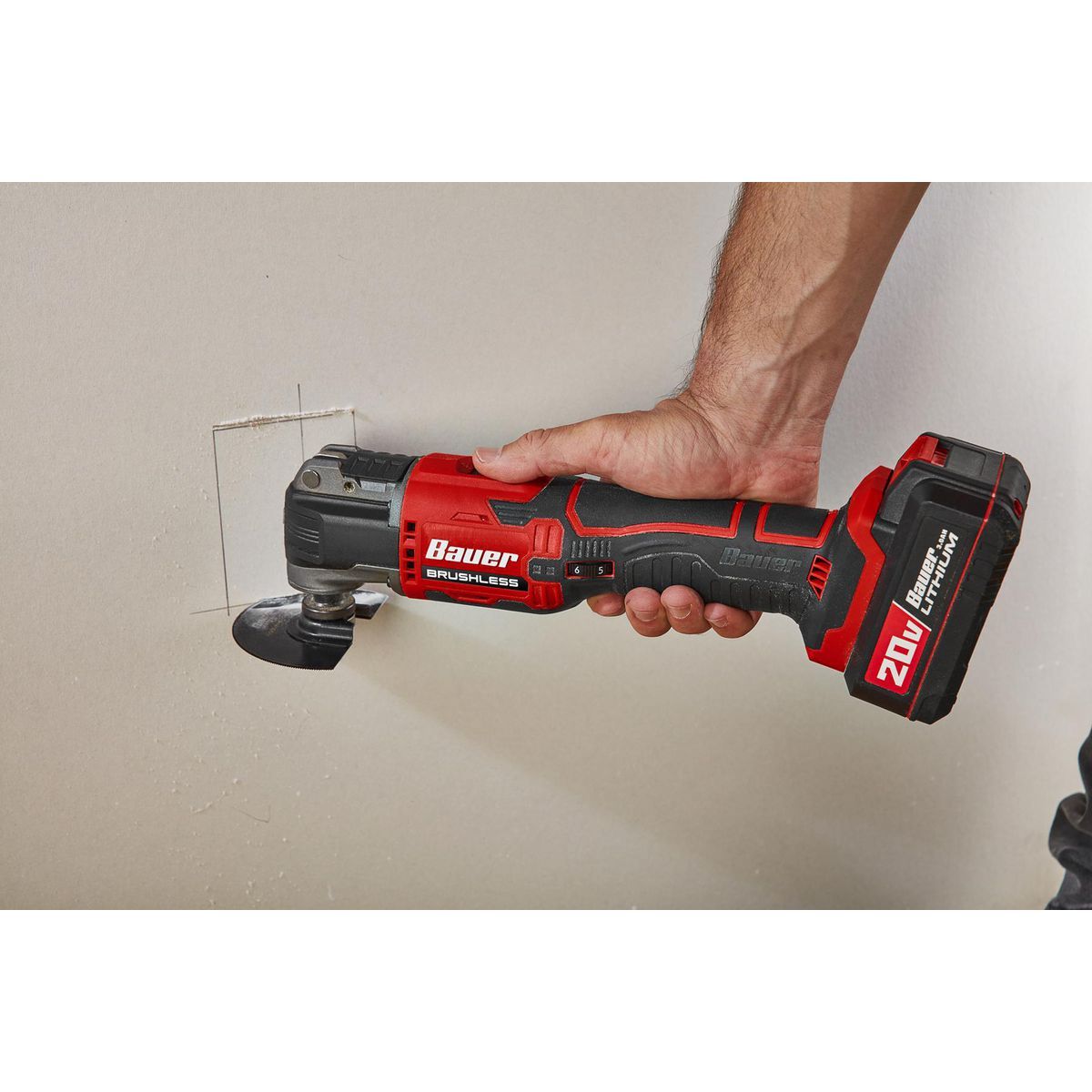 Bauer Herramienta multifunción oscilante inalámbrica 20V con motor brushless 58379 - Ferredepot
