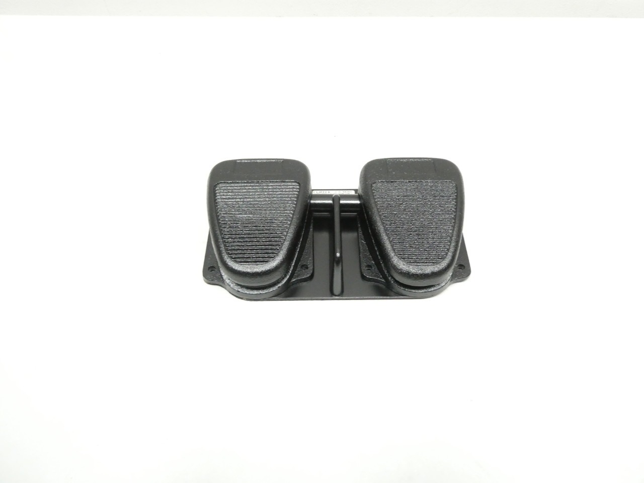 LINEMASTER SWITCH TWIN 632-S FOOT OTHER SWITCH - MRO INDUSTRIAL