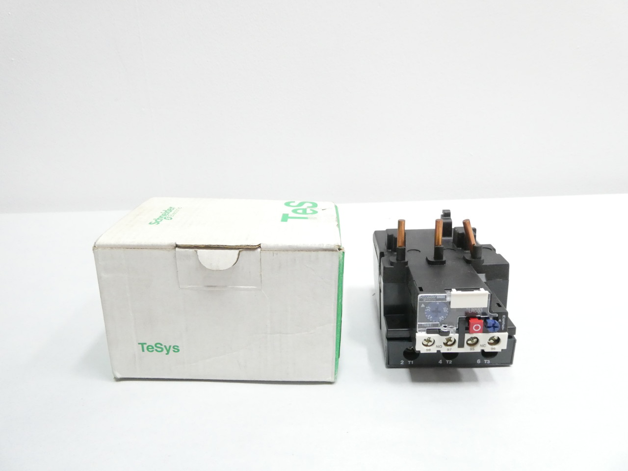 SCHNEIDER LRD3357 37-50A AMP OVERLOAD RELAY - MRO INDUSTRIAL