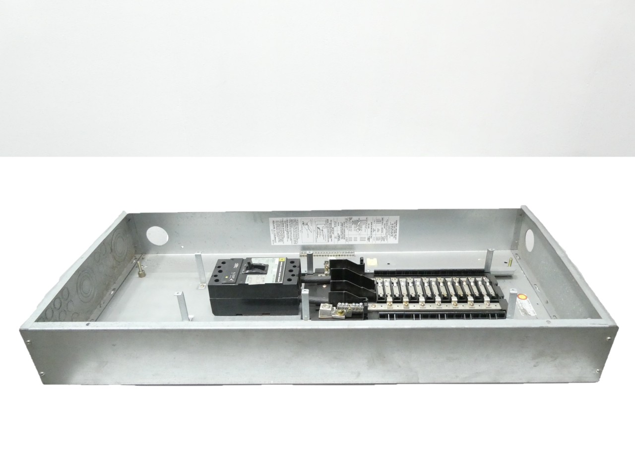 SQUARE D MH44 150A AMP POWER DISTRIBUTION PANELBOARD - MRO INDUSTRIAL