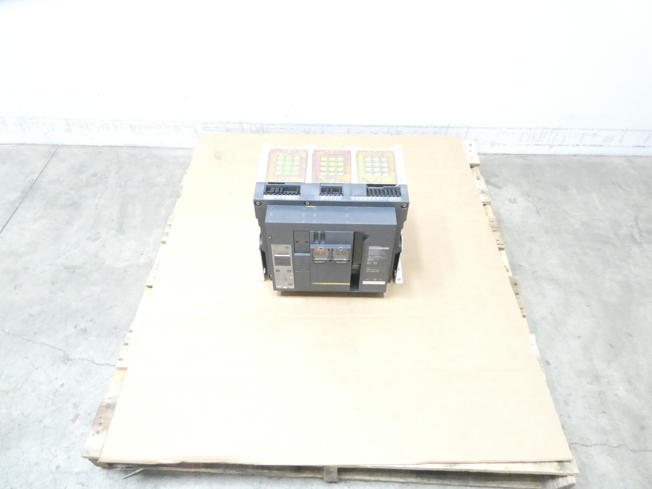 SQUARE D NW16H1 MASTERPACT LOW-VOLTAGE POWER 3P 1600A AMP 254/508/635V ...