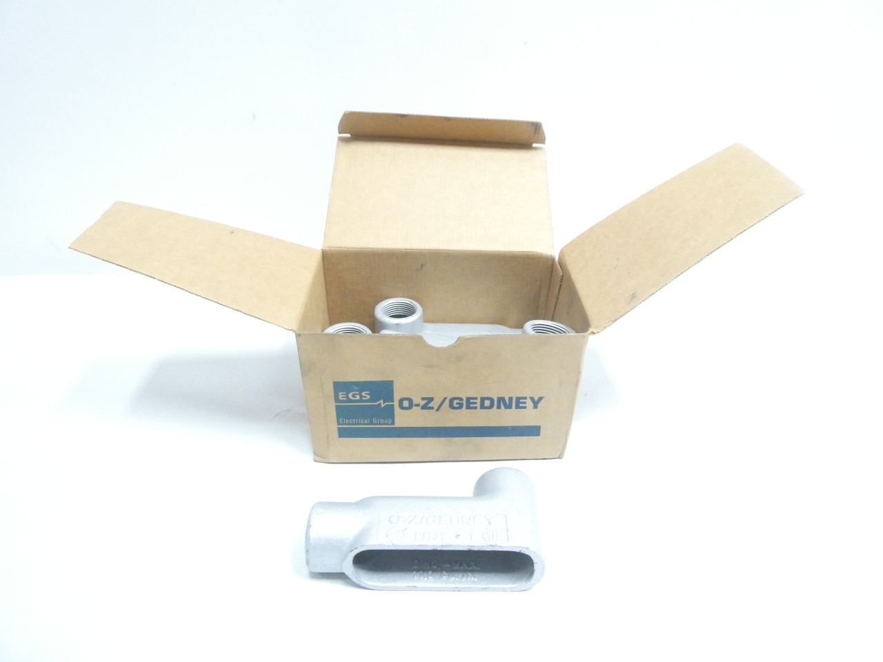 EGS OZG LB37 BOX OF 5 CONDUIT OUTLET BODIES AND BOX - MRO INDUSTRIAL