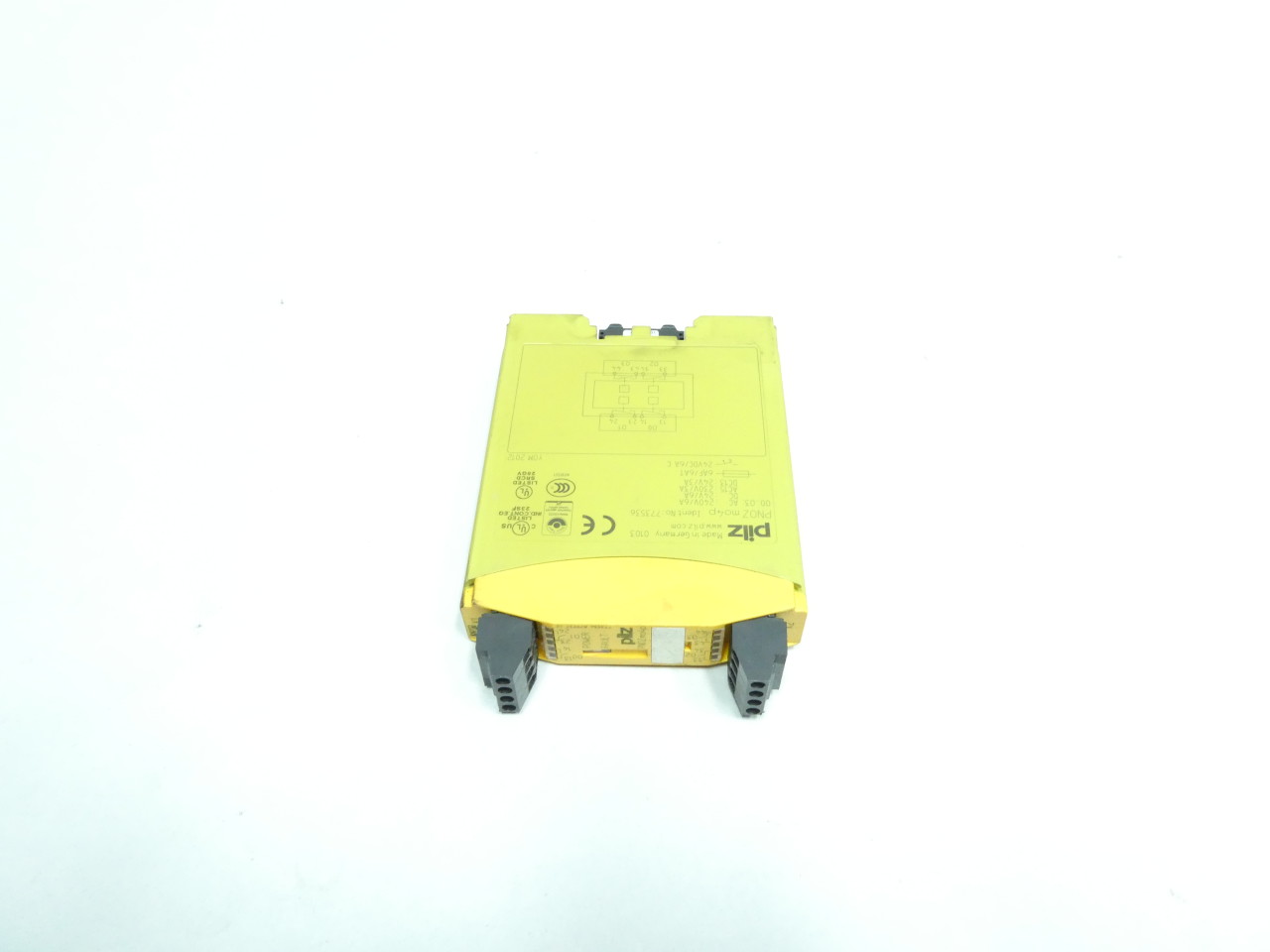 PILZ PNOZ M04P 773536 SAFETY SYSTEM EXPANSION RELAY MODULE - MRO INDUSTRIAL