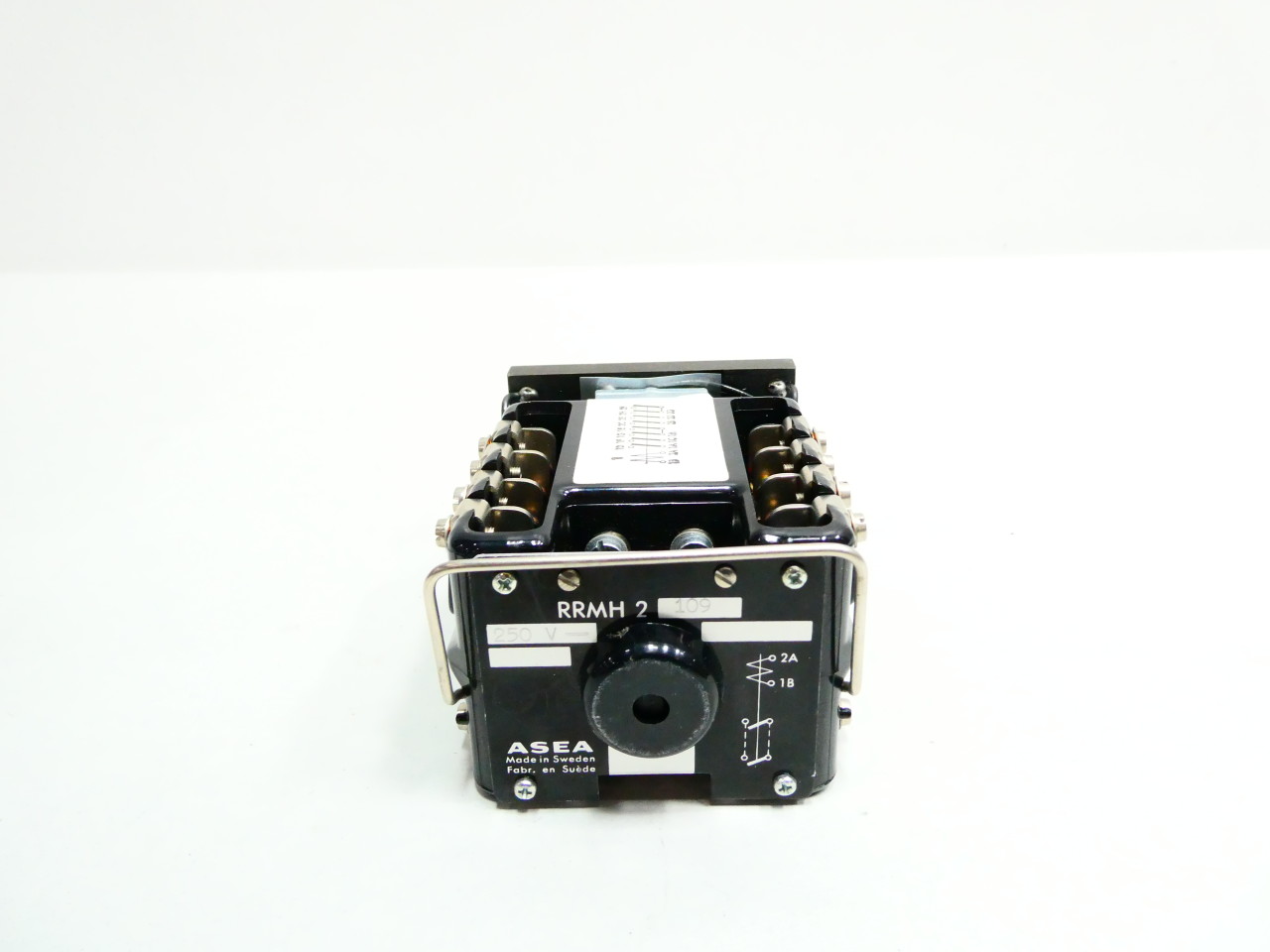 ASEA RRMH2109 250V-DC PLUG-IN RELAY - MRO INDUSTRIAL