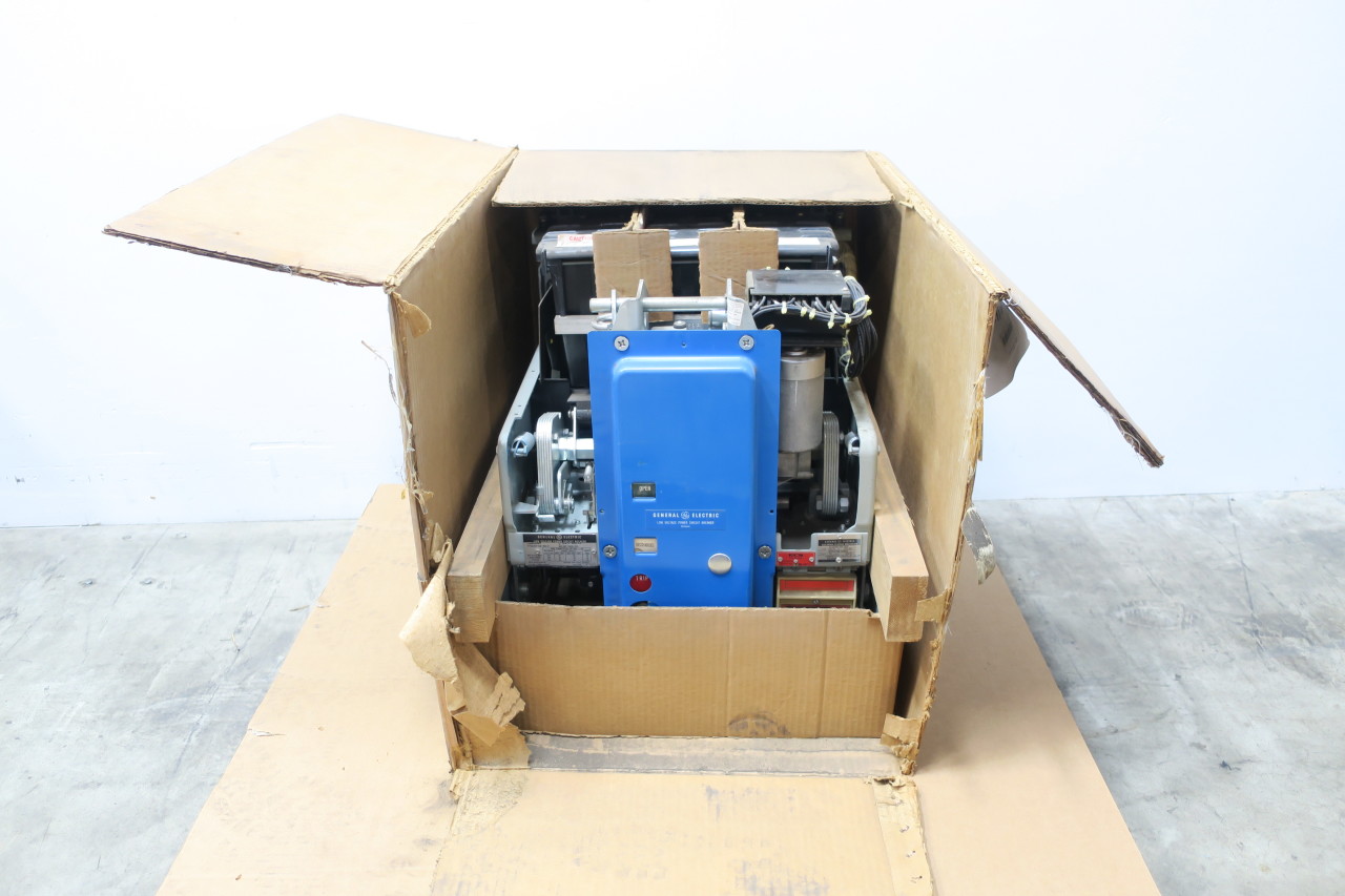 GENERAL ELECTRIC GE AKR-4A-30-1 800A AMP 600A AMP 635V-AC AIR CIRCUIT ...