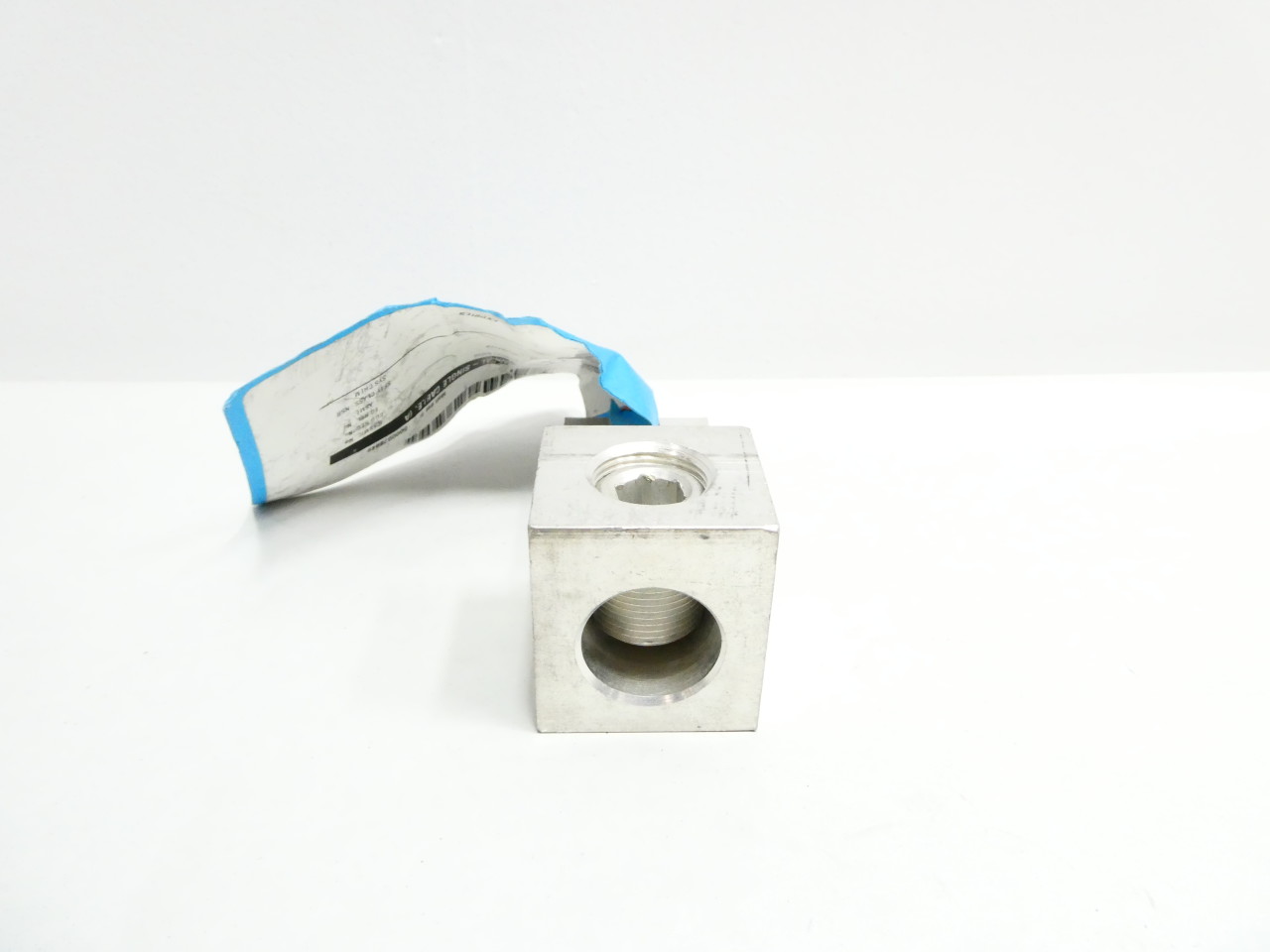 BURNDY KA40U-2N TERMINAL AND CONTACT BLOCK - MRO INDUSTRIAL