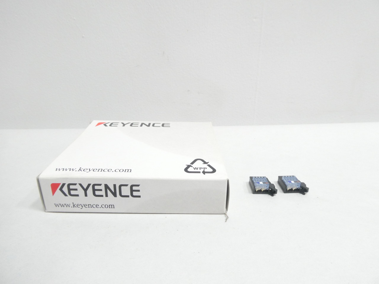 KEYENCE OP-84338 E-CON SET CONNECTOR - MRO INDUSTRIAL