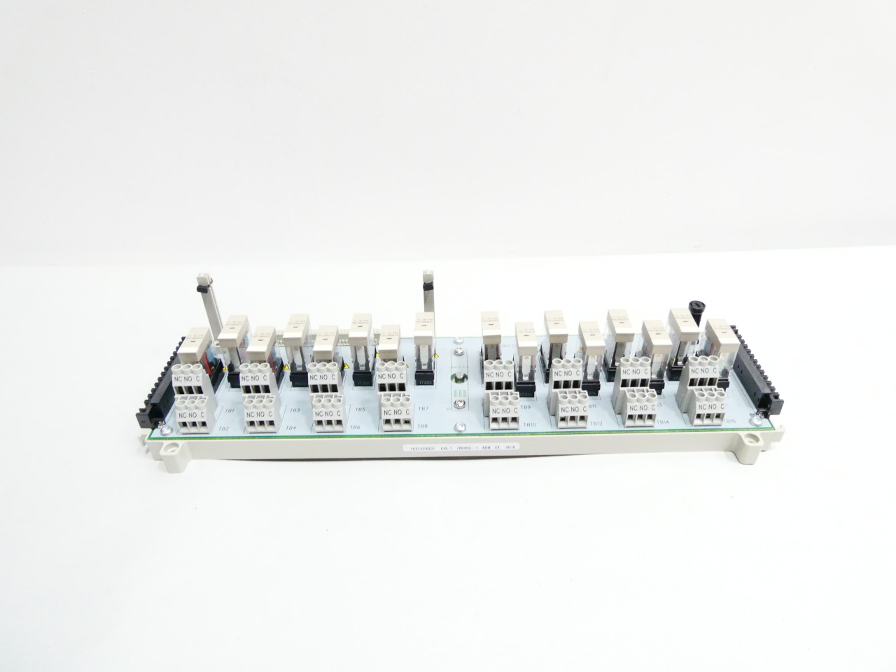 TYCO 1C31223G01 RELAY OUTPUT BASE MODULE OTHER PLC AND DCS MODULE - MRO ...