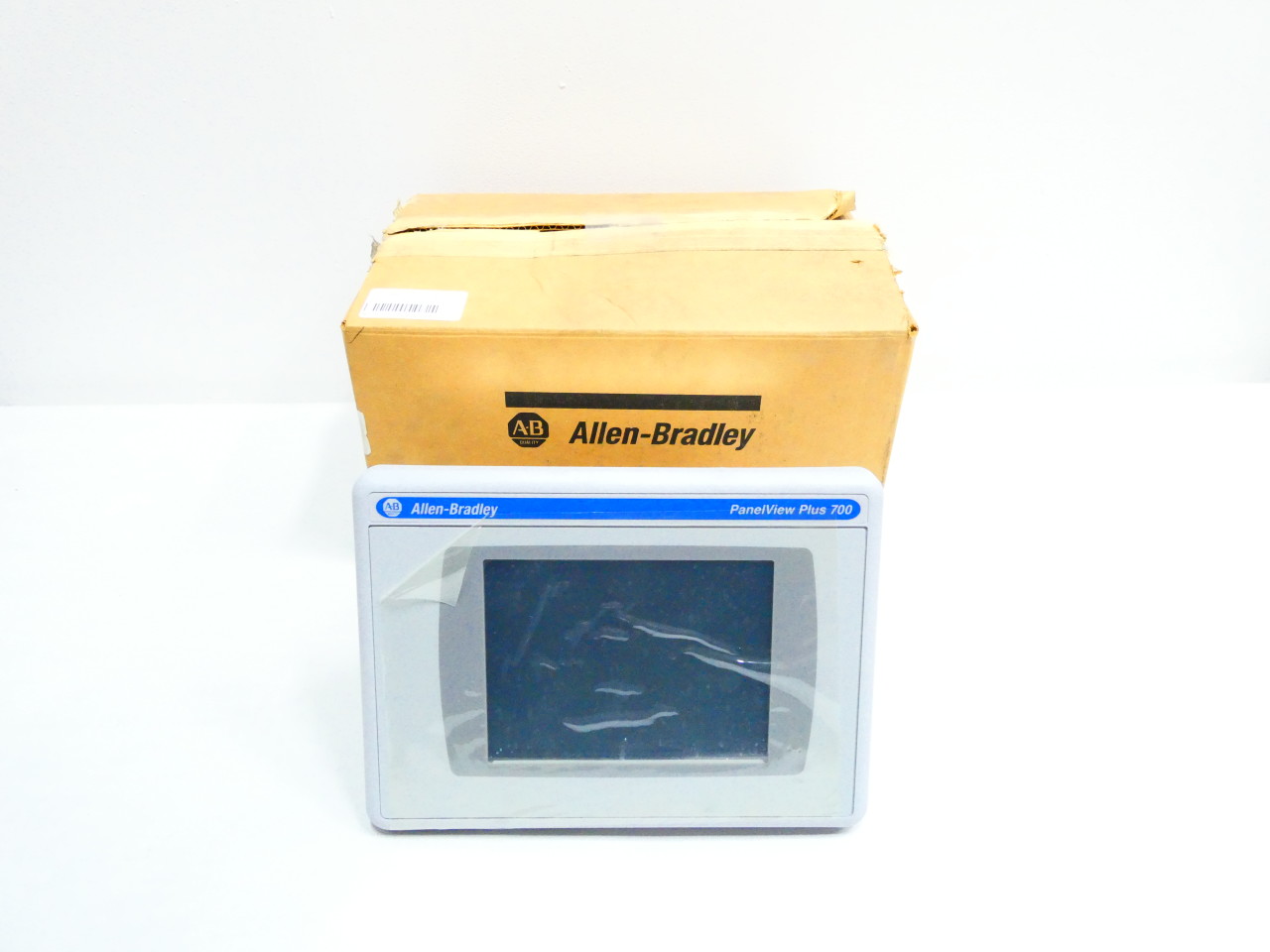 ALLEN BRADLEY 2711P-T7C6D1 PANELVIEW PLUS 700 WITH DH+/DH485/RIO SER A ...
