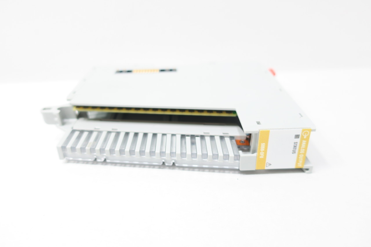ALLEN BRADLEY 5069-OF8 COMPACT 5000 ANALOG OUTPUT MODULE - MRO INDUSTRIAL
