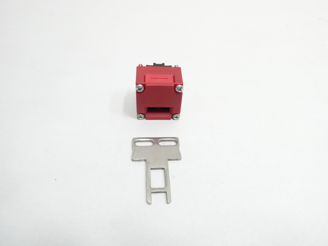 FANUC A55L-0001-0285 GUARD LOCK SAFETY DOOR OTHER SWITCH - MRO INDUSTRIAL