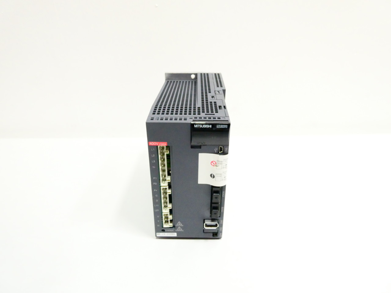 MITSUBISHI MR-J3-200B4 380-480V-AC 380-480V-AC 3PH 2KW SERVO DRIVES AND ...