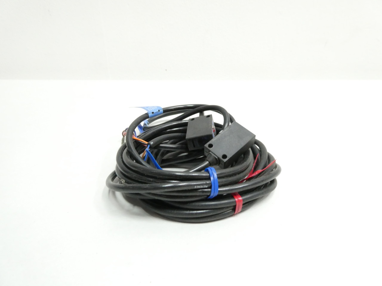 KEYENCE PZ-51 PHOTOELECTRIC 12-24V-DC PHOTOELECTRIC SENSOR - MRO INDUSTRIAL