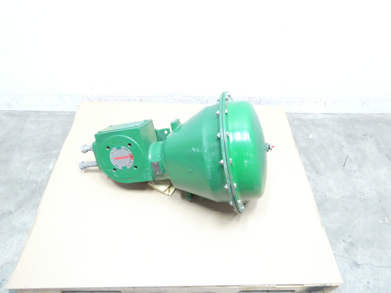 FISHER 2052 SIZE 3 PNEUMATIC VALVE ACTUATOR - MRO INDUSTRIAL