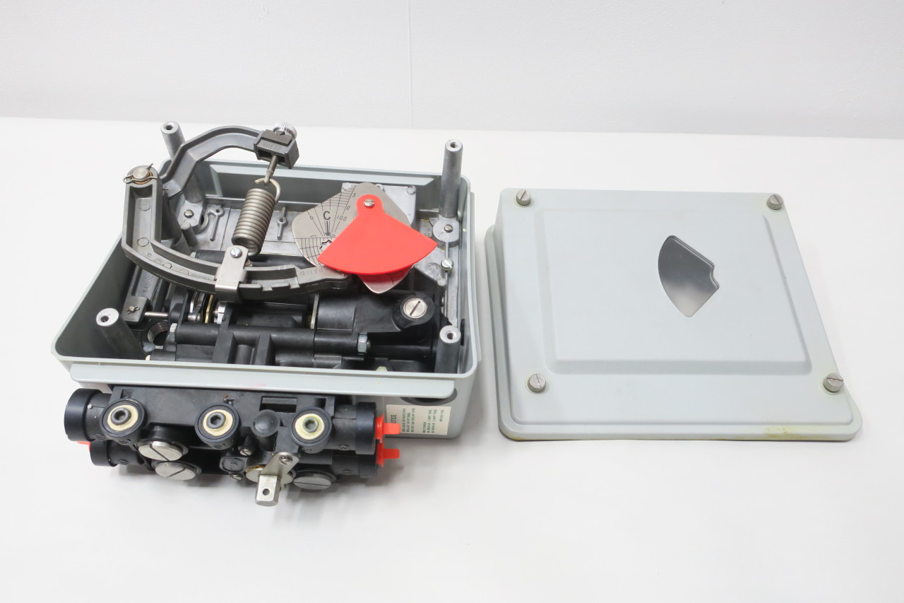 BAILEY AP421000 SERIES 10 150PSI PNEUMATIC VALVE POSITIONER - MRO ...