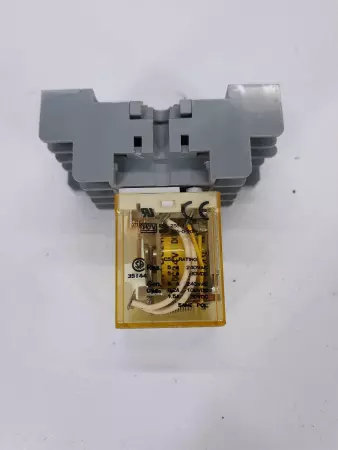 IDEC 4PDT Relay 10755 - MRO INDUSTRIAL