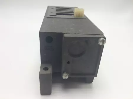 Numatics Manifold Regulator Base 005-131B - MRO INDUSTRIAL