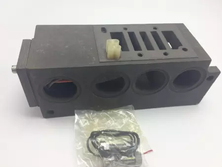 Numatics Manifold Regulator Base 005-131B - MRO INDUSTRIAL