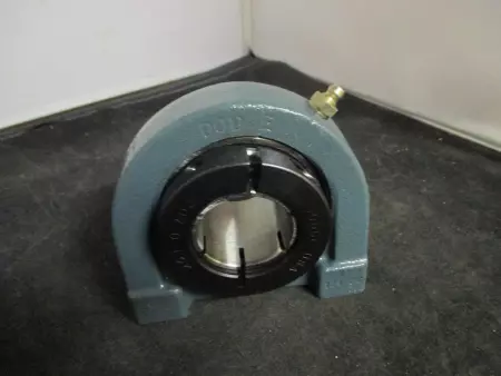 Dodge Flange Bearing 207-D-LOK - MRO INDUSTRIAL