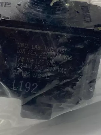 Micro Switch Toggle Switch 2TK1-7 - MRO INDUSTRIAL