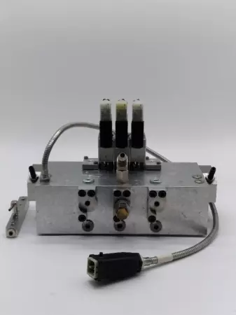 Nordson Speed-Coat HM Applicator Head 7125622 - MRO INDUSTRIAL