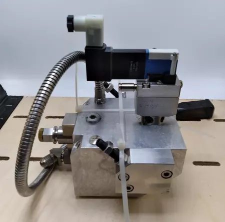 Nordson Hot Melt Speed Coat® Applicator 8054263 - MRO INDUSTRIAL