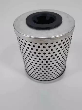 Fleetguard Filter Element 9501 - MRO INDUSTRIAL