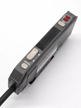 Keyence Digital Fiber Sensor AP-V41A - MRO INDUSTRIAL