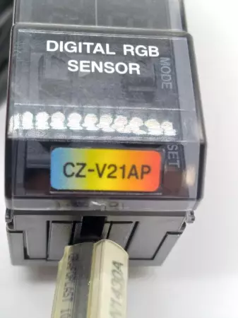 Keyence Photoelectric Sensor CZ-V21AP - MRO INDUSTRIAL