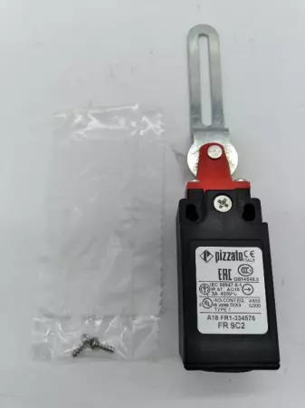 Pizzato Safety Limit Switch FR 9C2 - MRO INDUSTRIAL