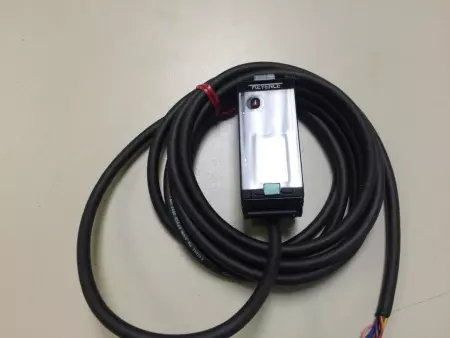 Keyence RGB Digital Fiberoptic Sensor Amplifier KEYENCE CORP - MRO ...