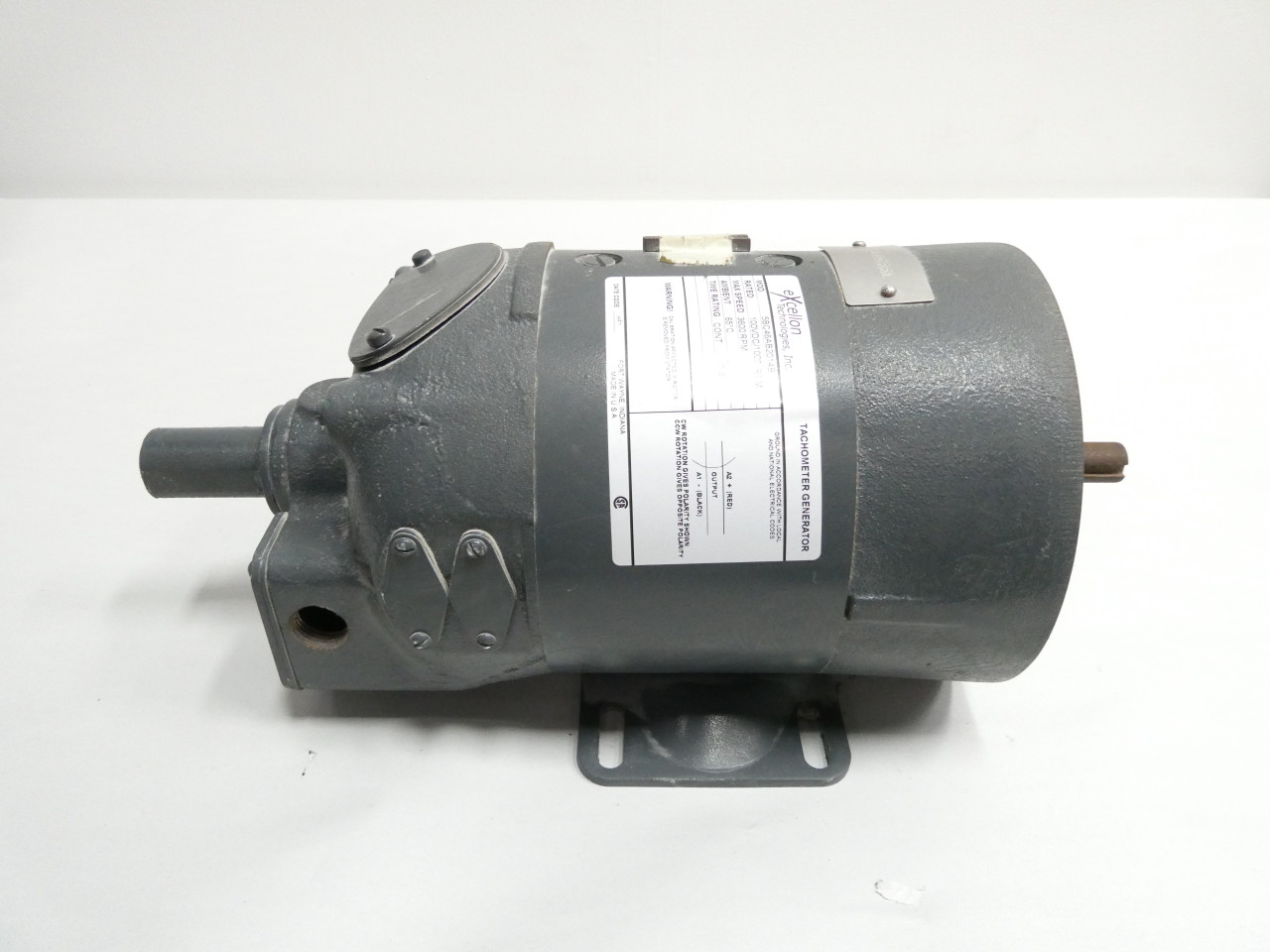EXCELLON TECHNOLOGIES 5BC46AB2014B TACHOMETER GENERATOR 1000RPM 5/8IN ...