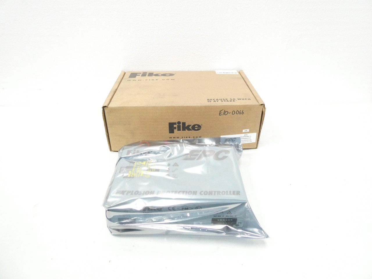 FIKE E10-0066 EXPLOSION PROTECTION CONTROLLER 18-30V-DC 0-42V-DC DC TO ...